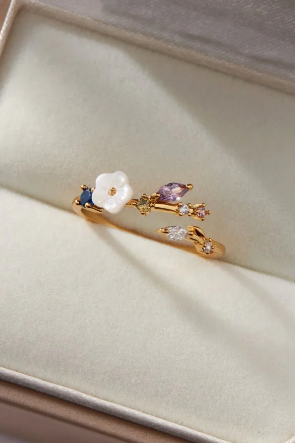 Blossom Ring – NEVALA